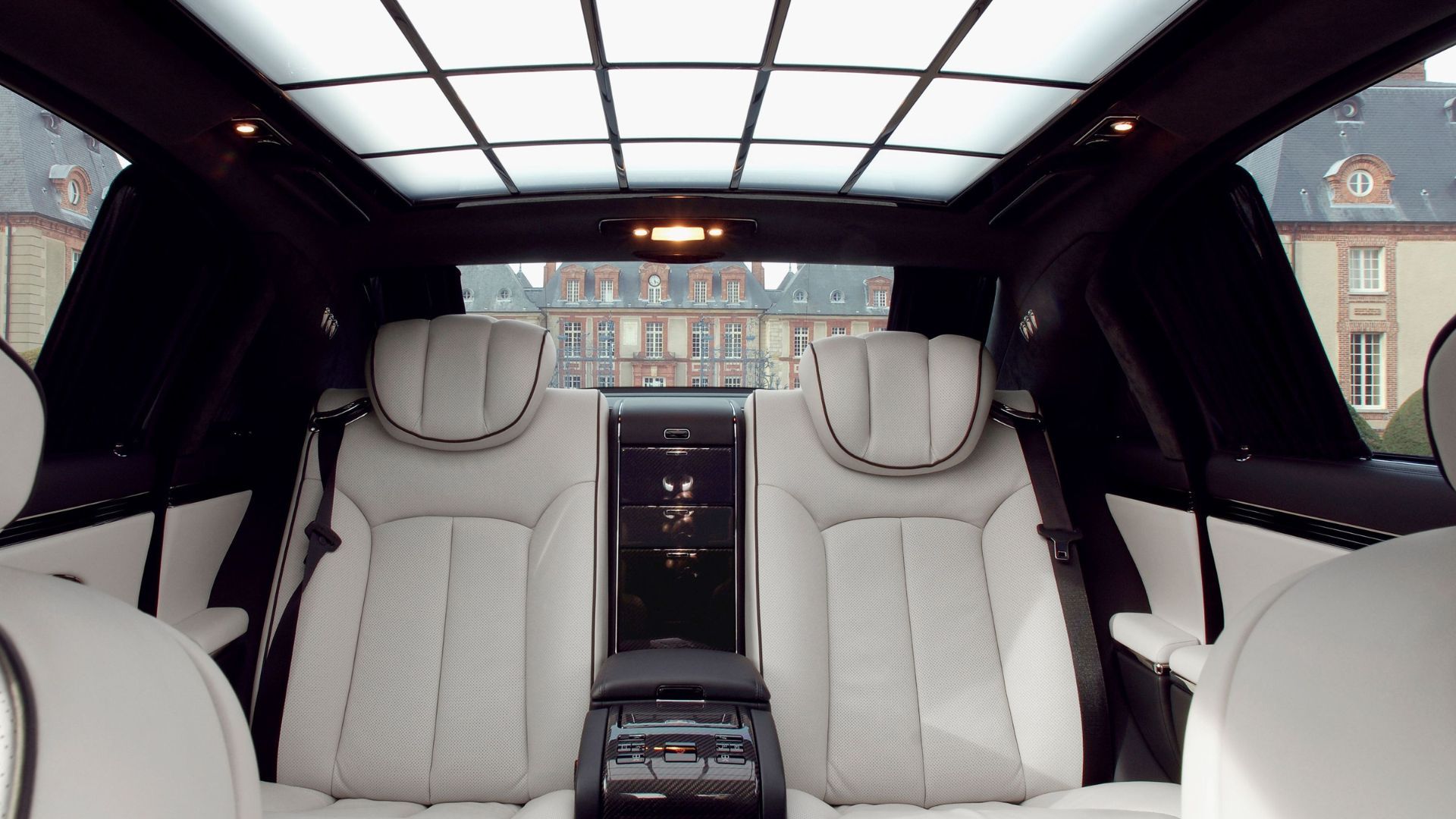 2010 Maybach 62 Interior Photos
