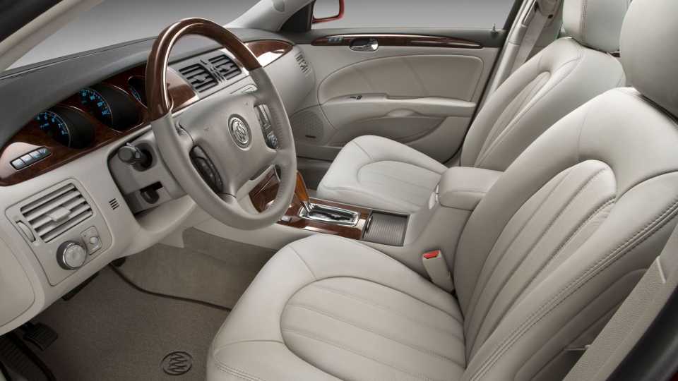 2011 Buick Lucerne Pricing, Photos & Specs