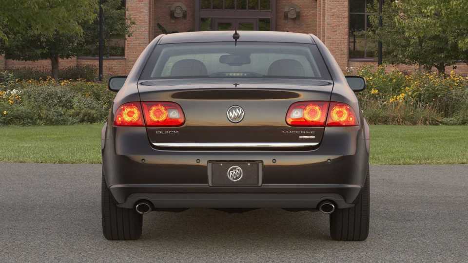 2011 Buick Lucerne Pricing, Photos & Specs