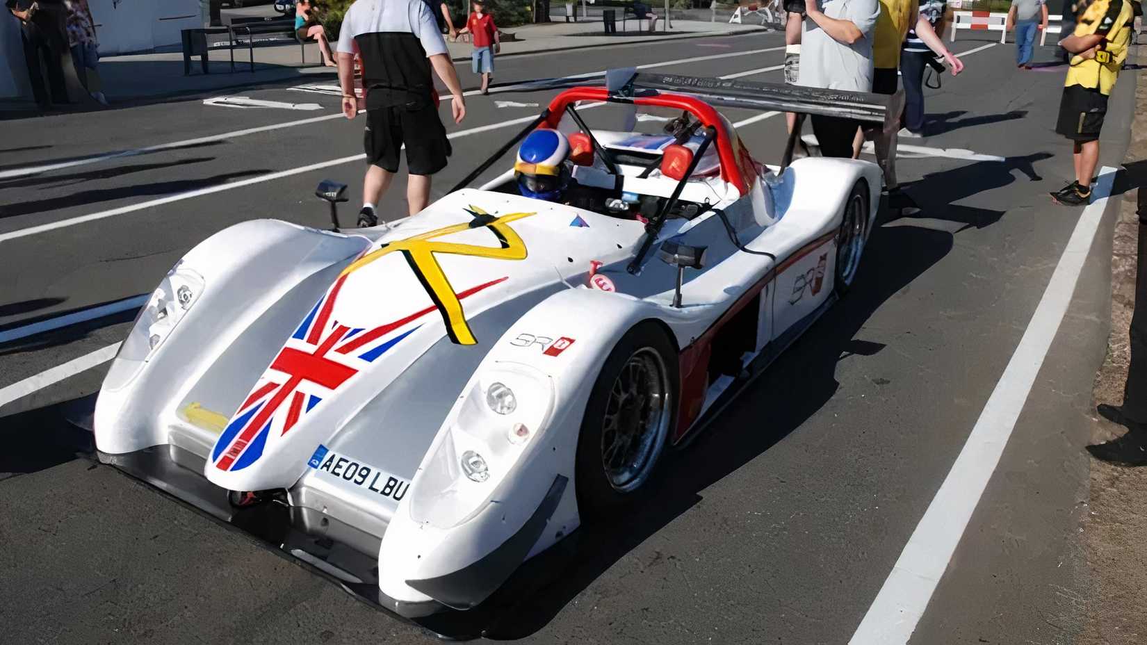 The First Road-Legal Car To Lap The Nürburgring In Less Than 7 Minutes ...