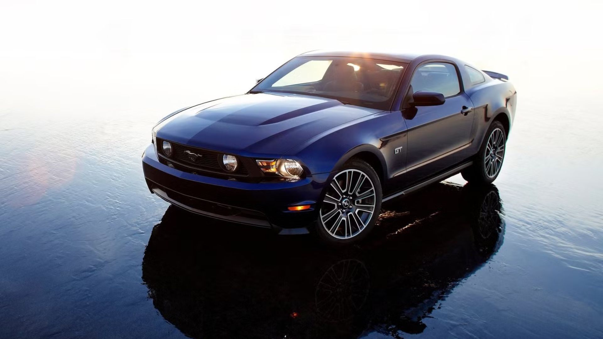 2010 Ford Mustang GT Coupe Pricing, Photos & Specs
