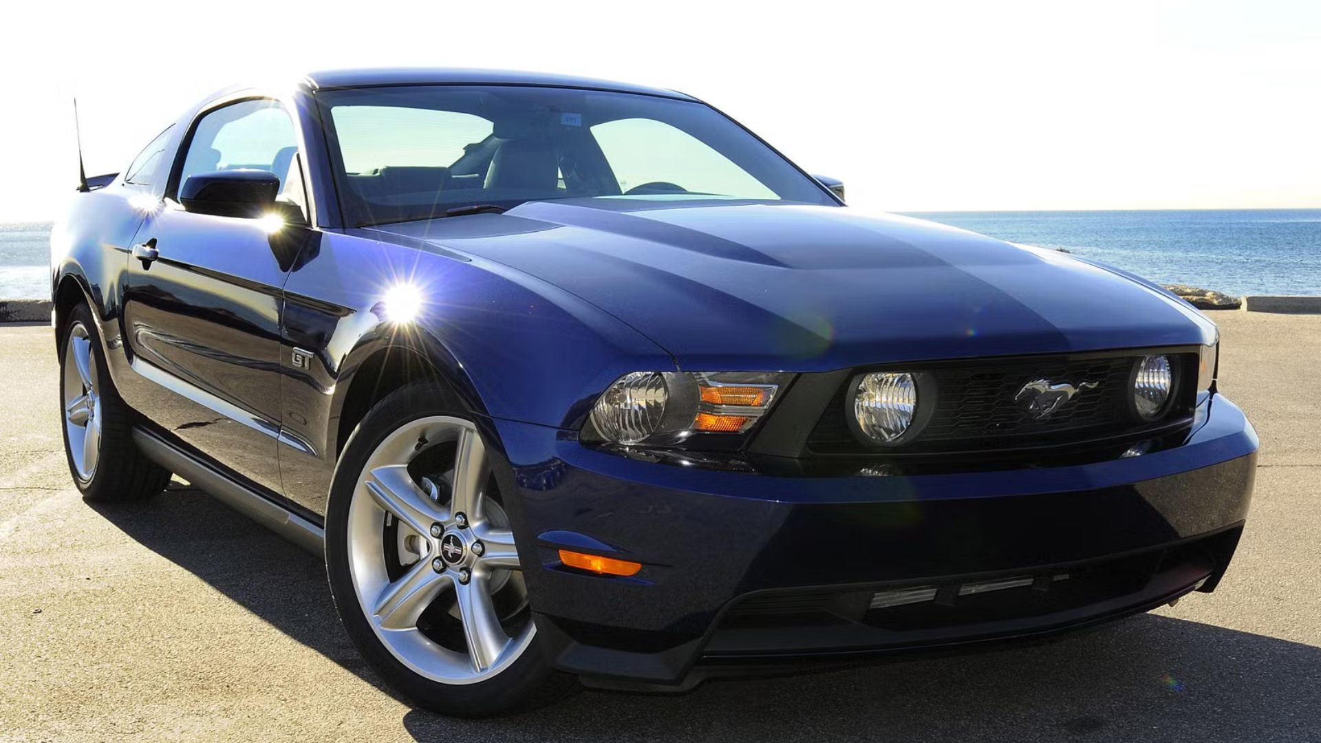 2010 Ford Mustang GT Coupe Pricing, Photos & Specs