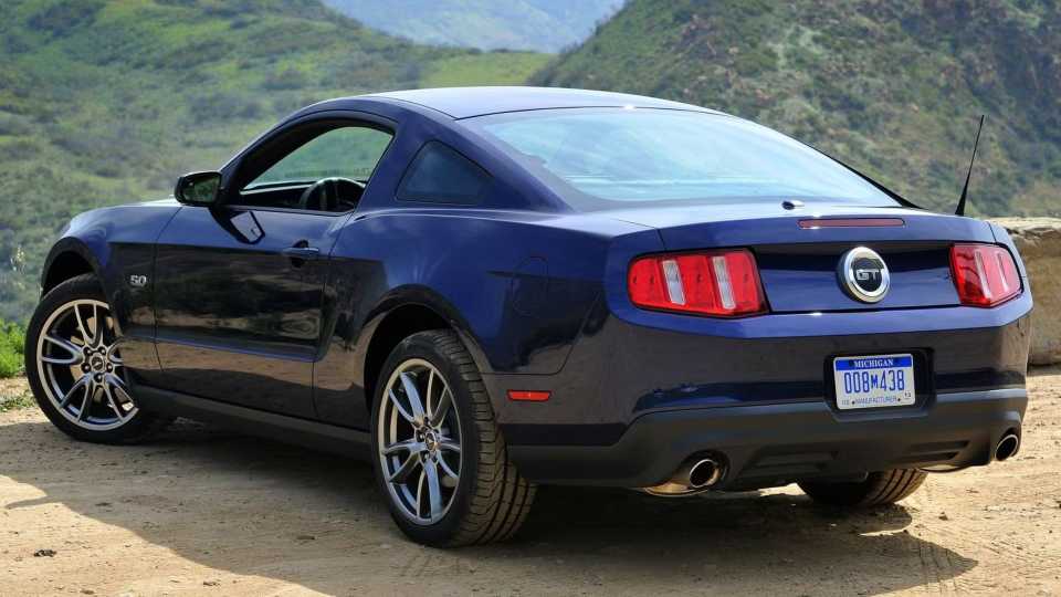 2012 Ford Mustang GT Coupe Pricing, Photos & Specs