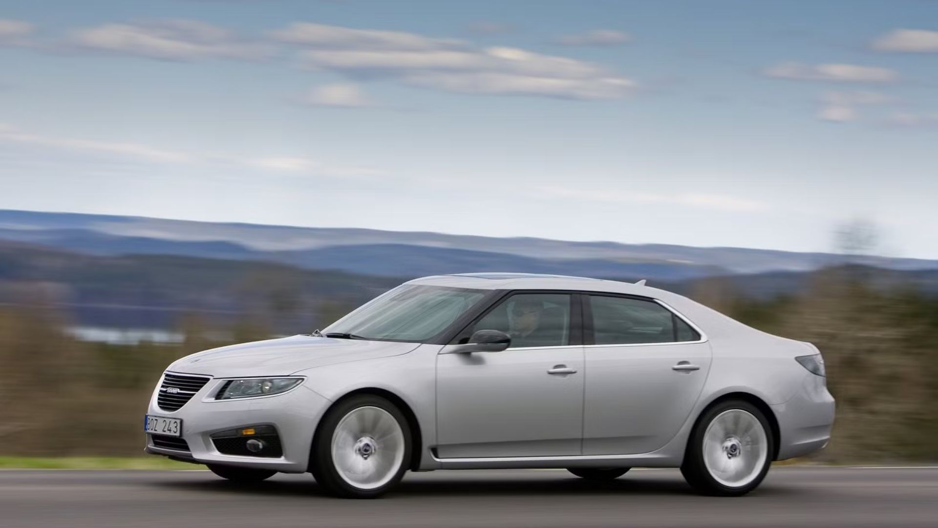 2011 Saab 9-5 Sedan Pricing, Photos & Specs