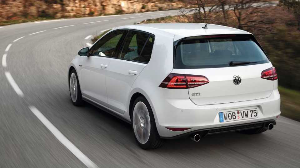 2012 Volkswagen GTI Pricing, Photos & Specs