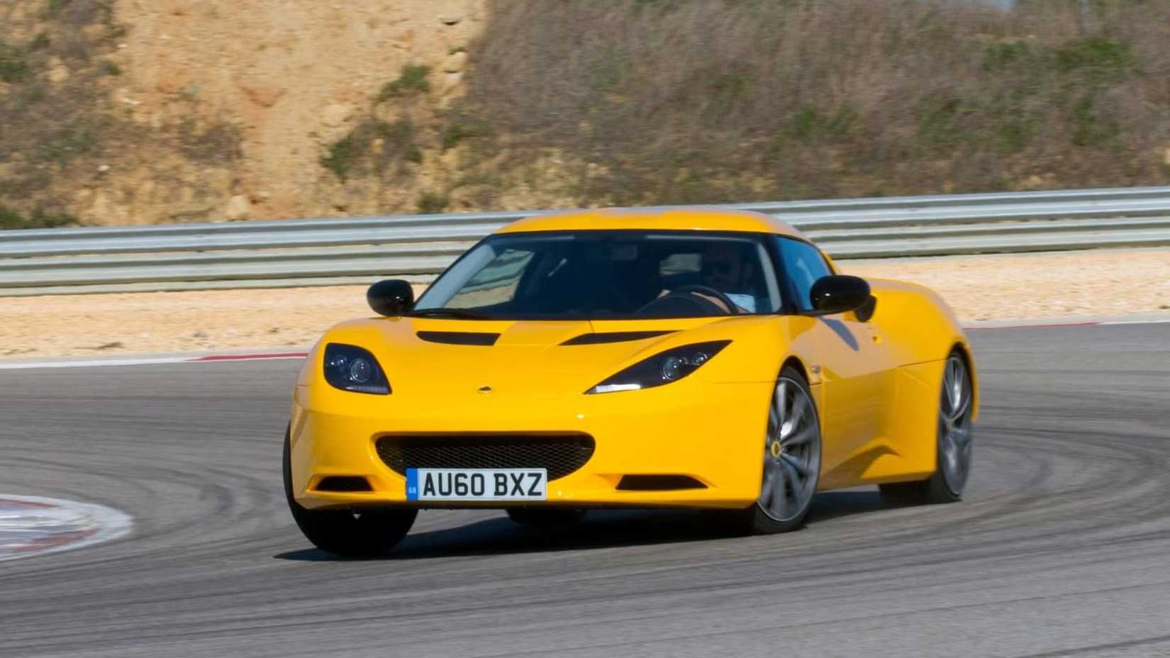 The Mid-Engine Lotus Evora With A Toyota V6 Is A Reliability Is A Steal ...