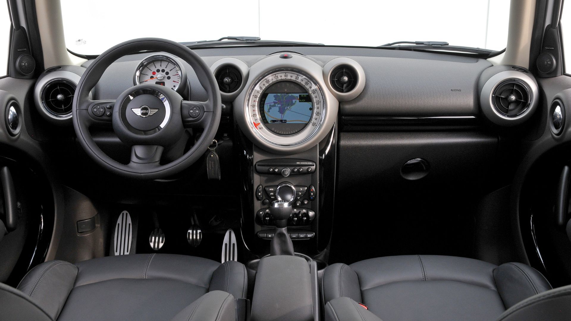 2011 Mini Cooper Countryman Pricing, Photos & Specs