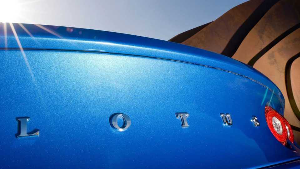 2011 Lotus Elise Pricing, Photos & Specs