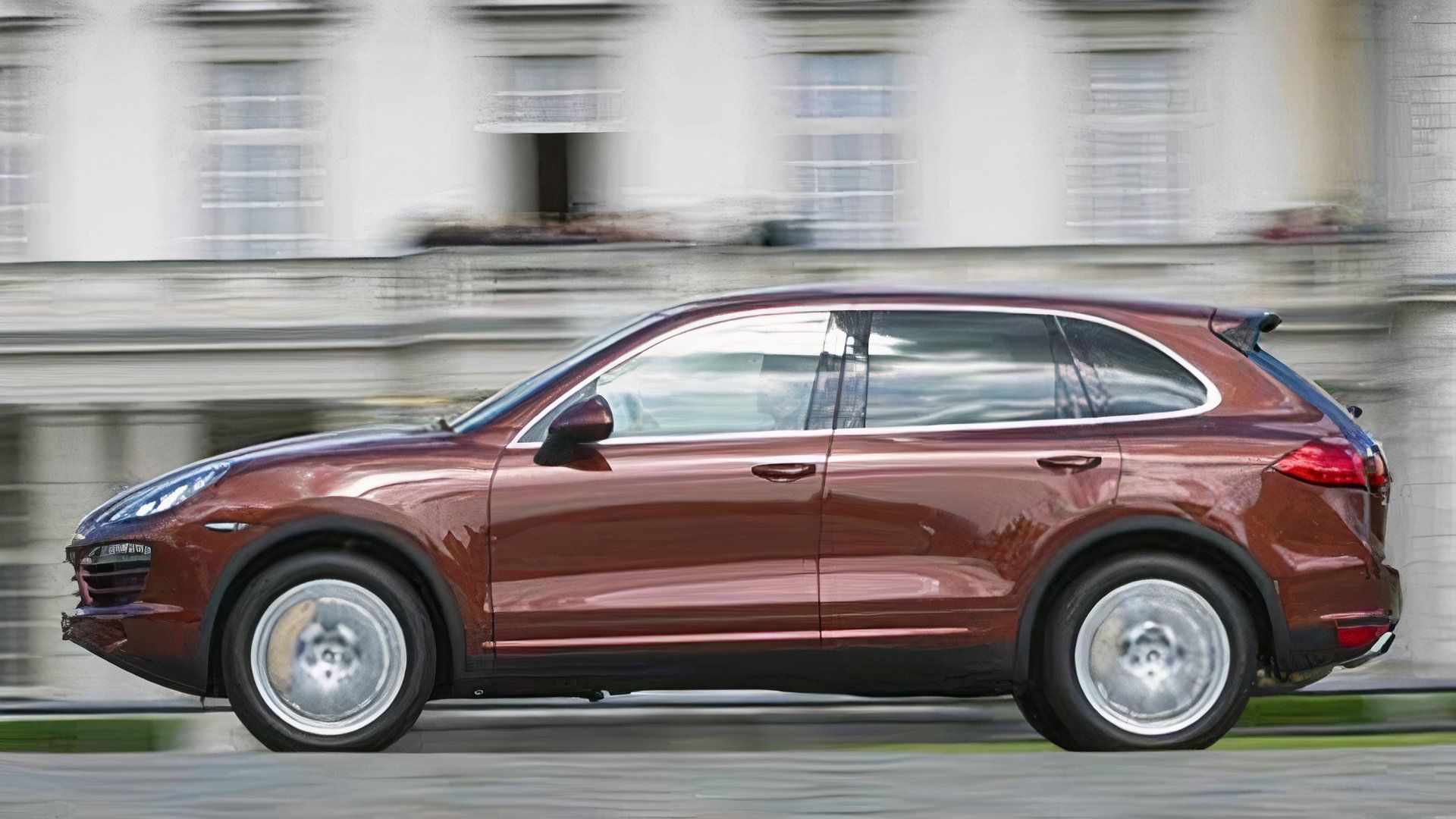 2011 Porsche Cayenne Pricing, Photos & Specs