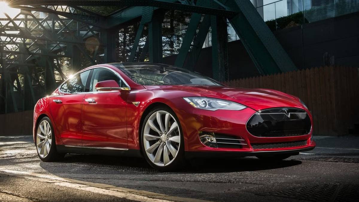 Million-Mile Tesla: The Highest Mileage EV In The World