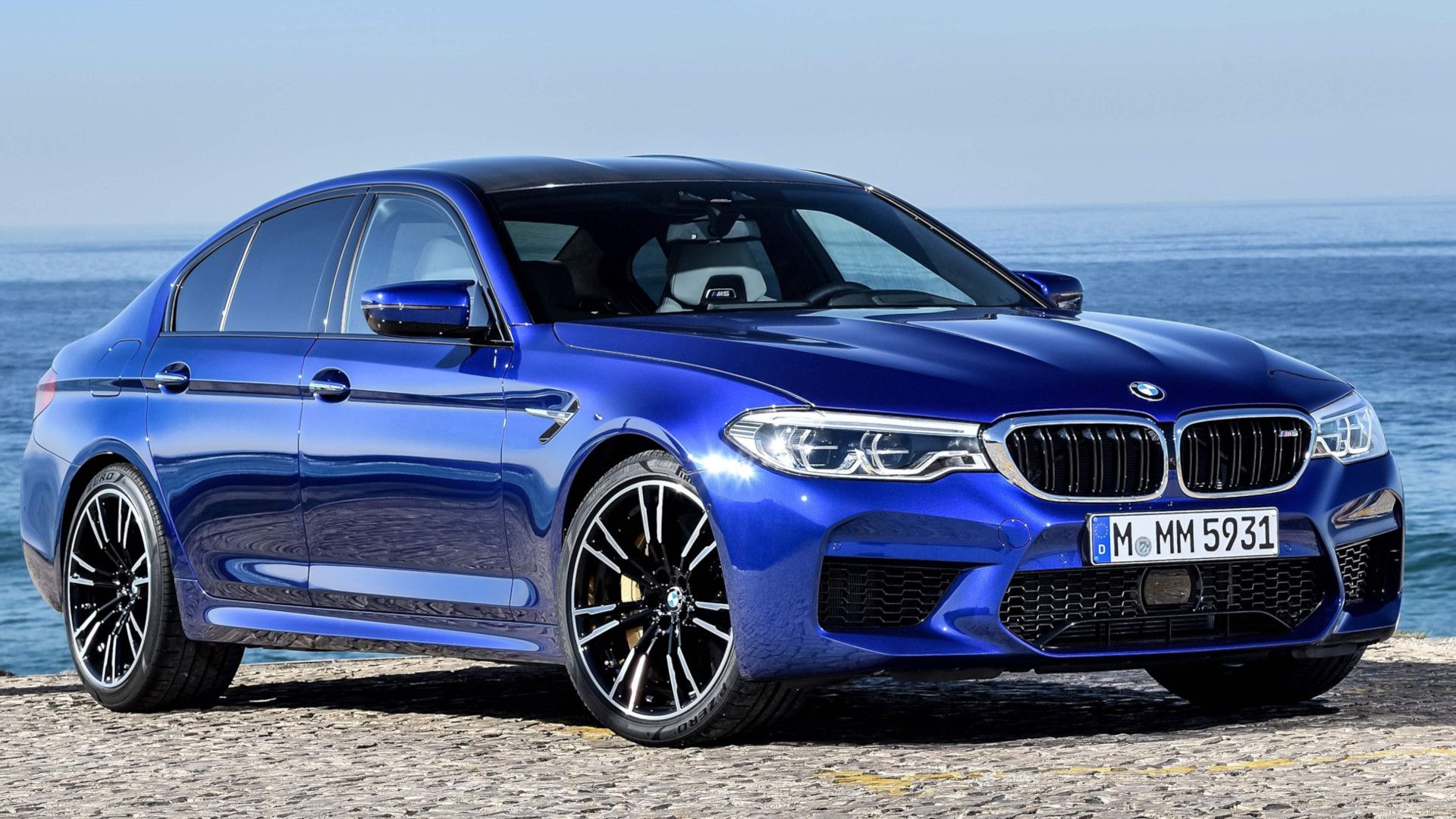2018 BMW M5 Sedan Pricing, Photos & Specs