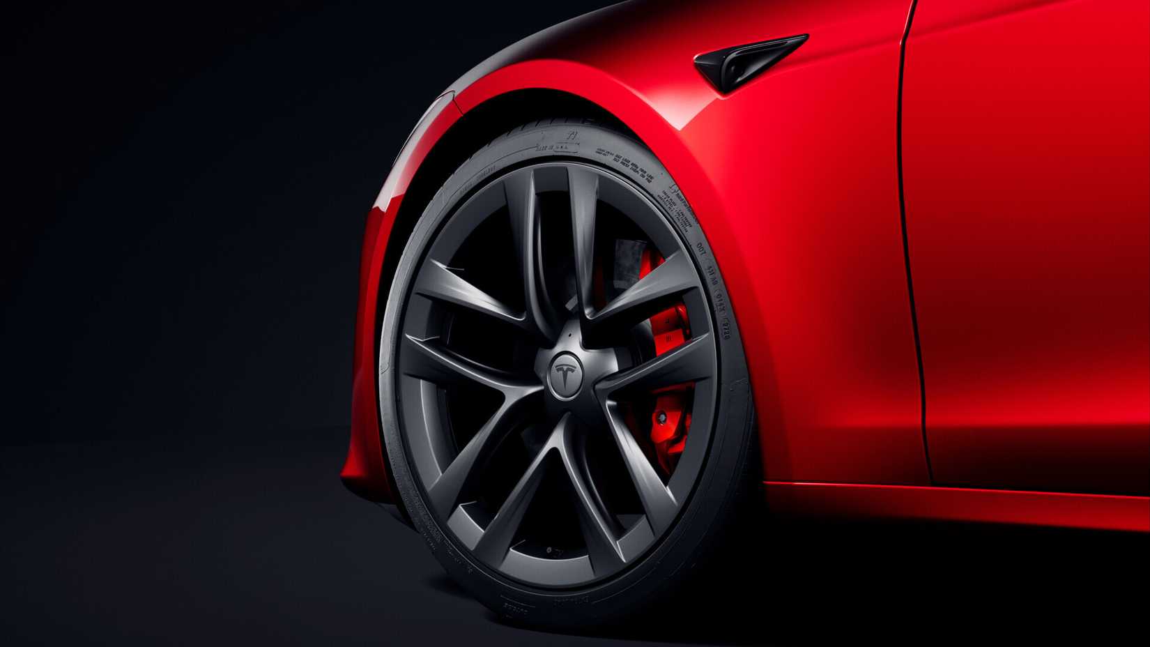 2024 Tesla Model S Images: Interior And Exterior Gallery