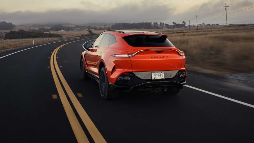2025 Aston Martin DBX707 Pricing, Photos & Specs