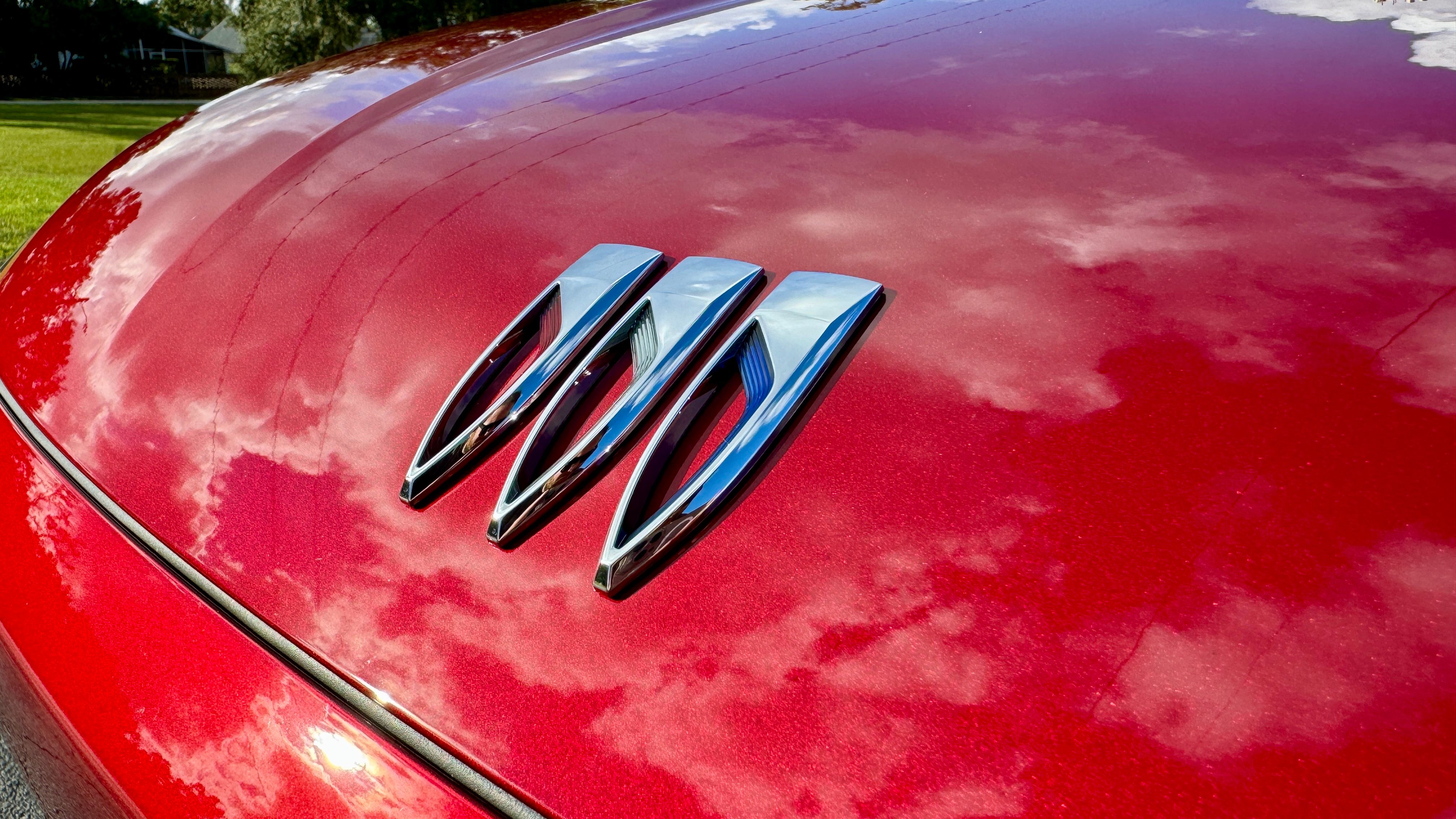 This American SUV Just Earned Its First Safety Award In Twelve Years