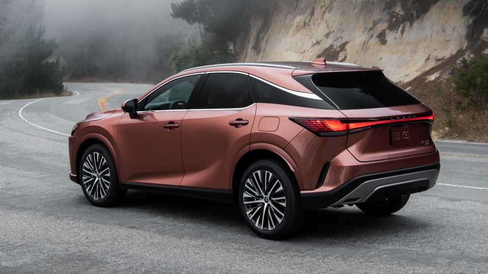 2025 Lexus RX Pricing, Photos & Specs