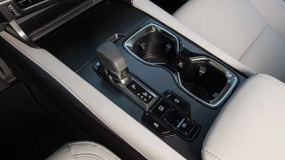 2025 Lexus RX Pricing, Photos & Specs