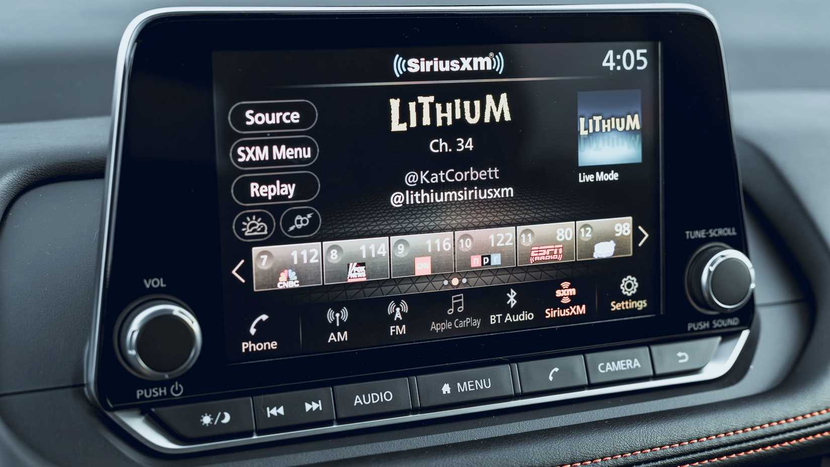 2025 Nissan Rogue Photo Gallery: Interior and Exterior Images