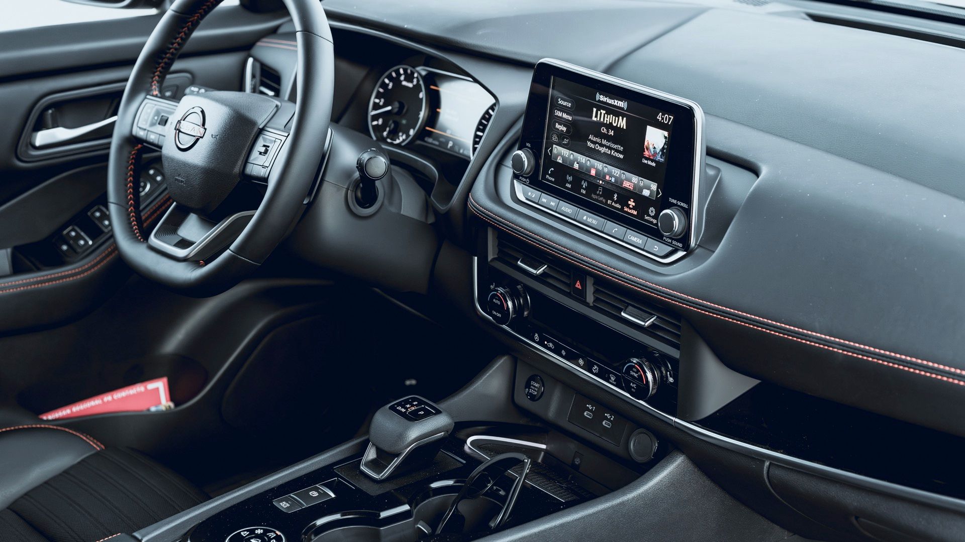2025 Nissan Rogue Photo Gallery: Interior and Exterior Images