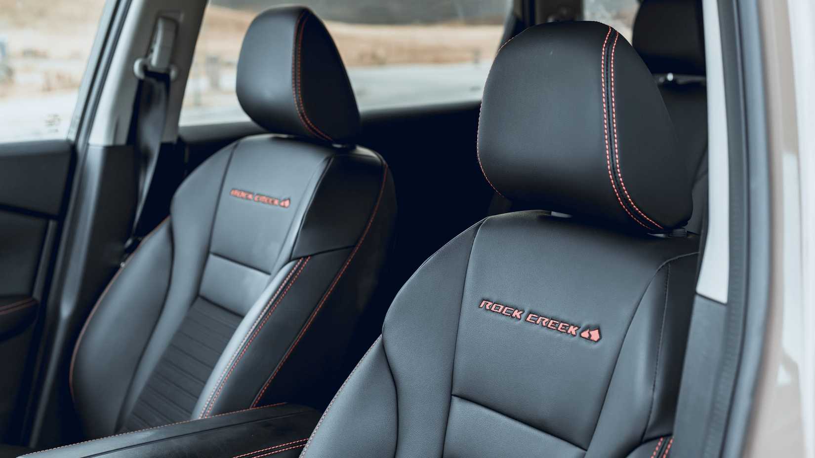 2025 Nissan Rogue Photo Gallery: Interior and Exterior Images