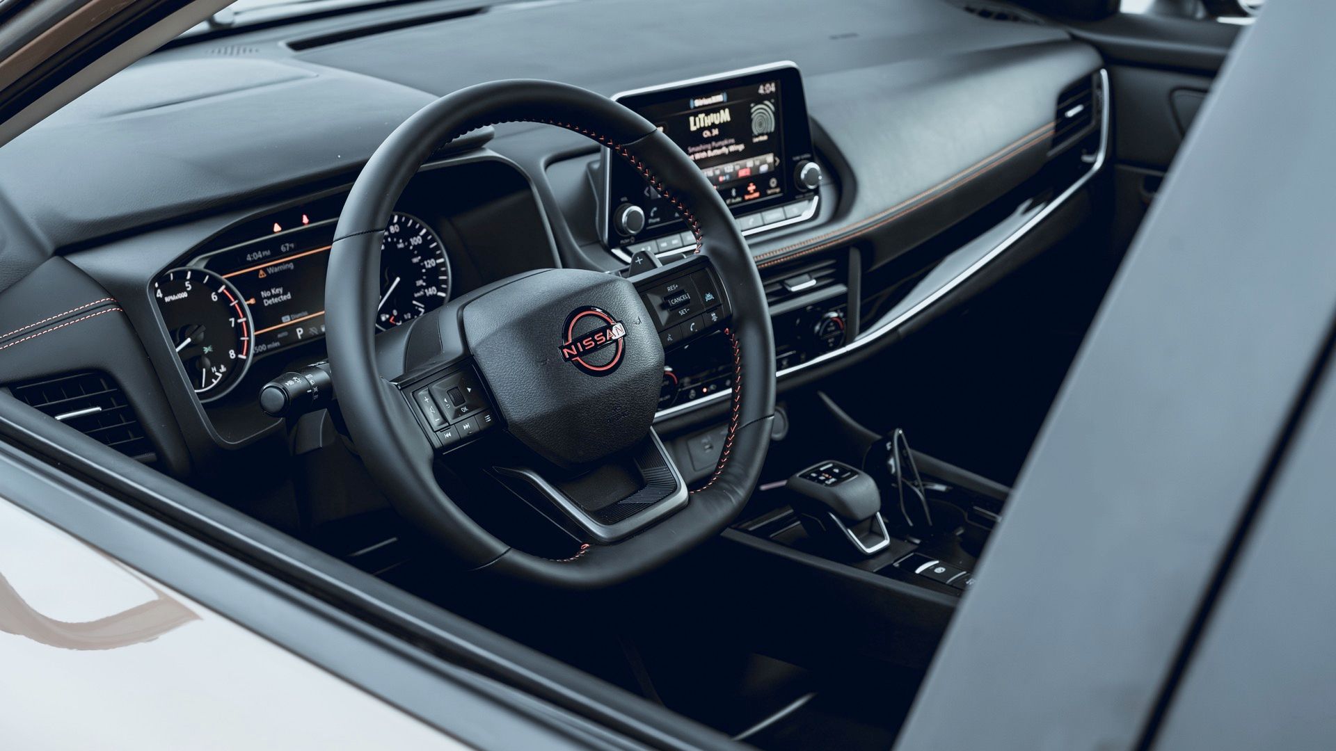 2025 Nissan Rogue Photo Gallery: Interior and Exterior Images
