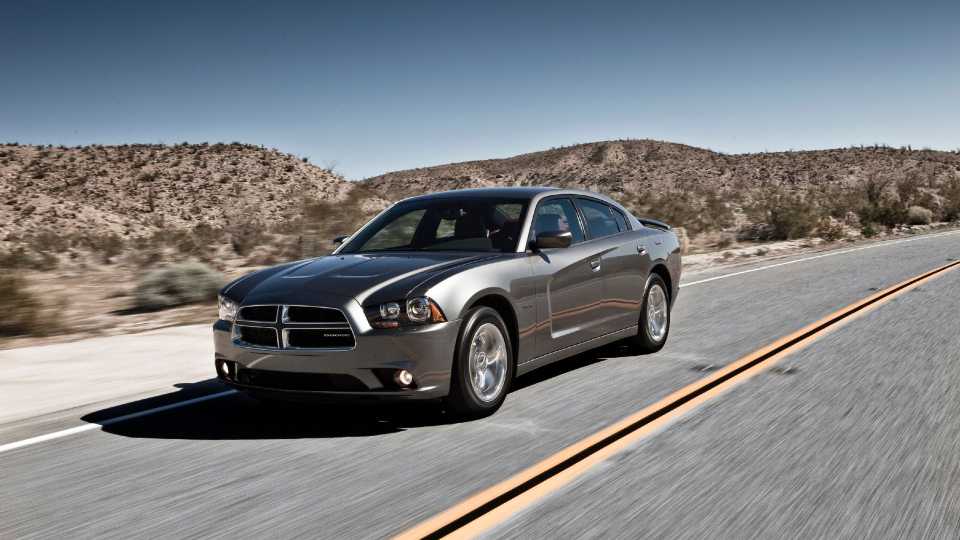 2011 Dodge Charger Pricing, Photos & Specs