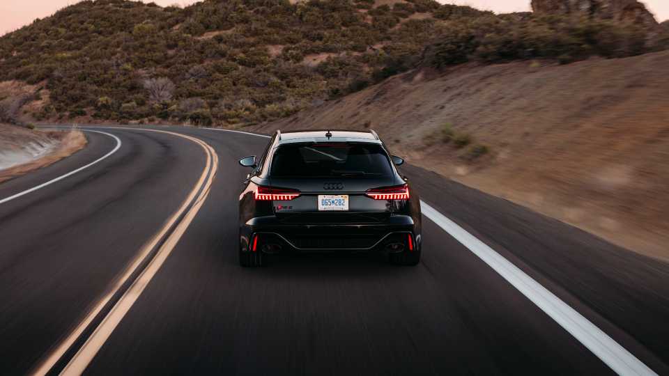 2024 Audi RS6 Avant Pricing, Photos & Specs