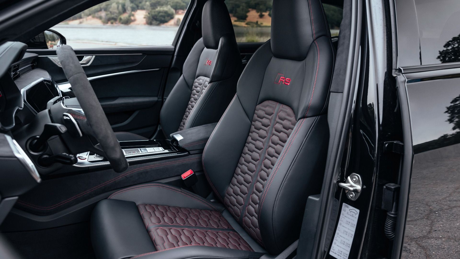 2024 Audi RS6 Avant Pricing, Photos & Specs