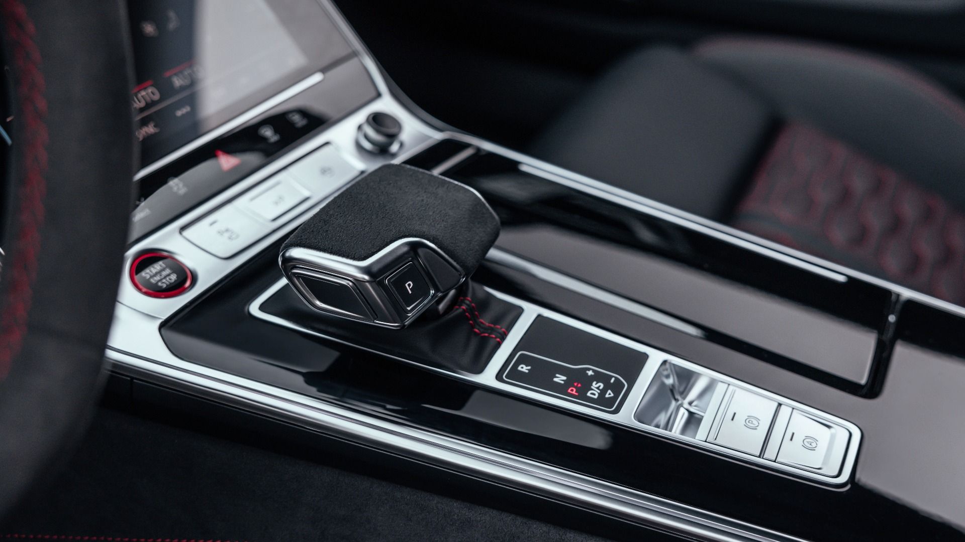 2024 Audi RS6 Avant Pricing, Photos & Specs
