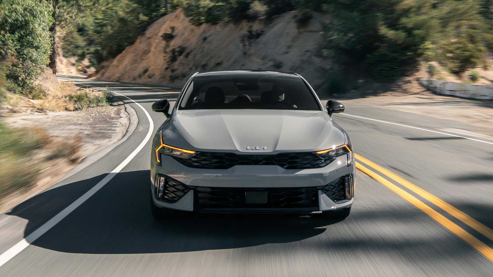 2025 Kia K5 Images: Interior and Exterior Gallery