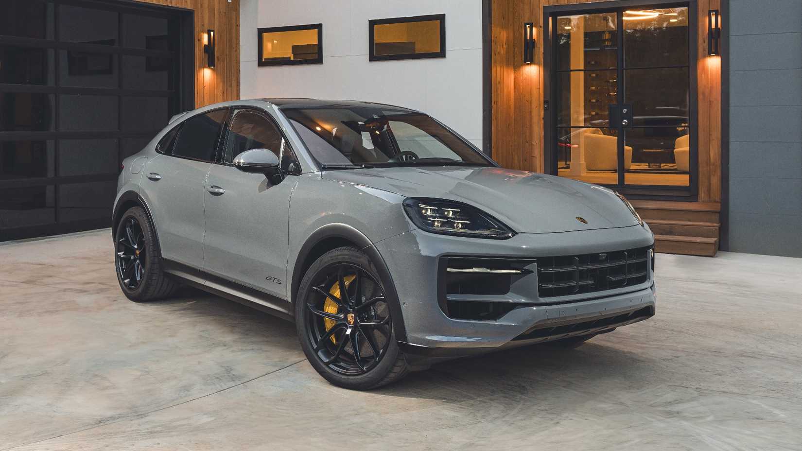 2025 Porsche Cayenne Coupe Pricing, Photos & Specs