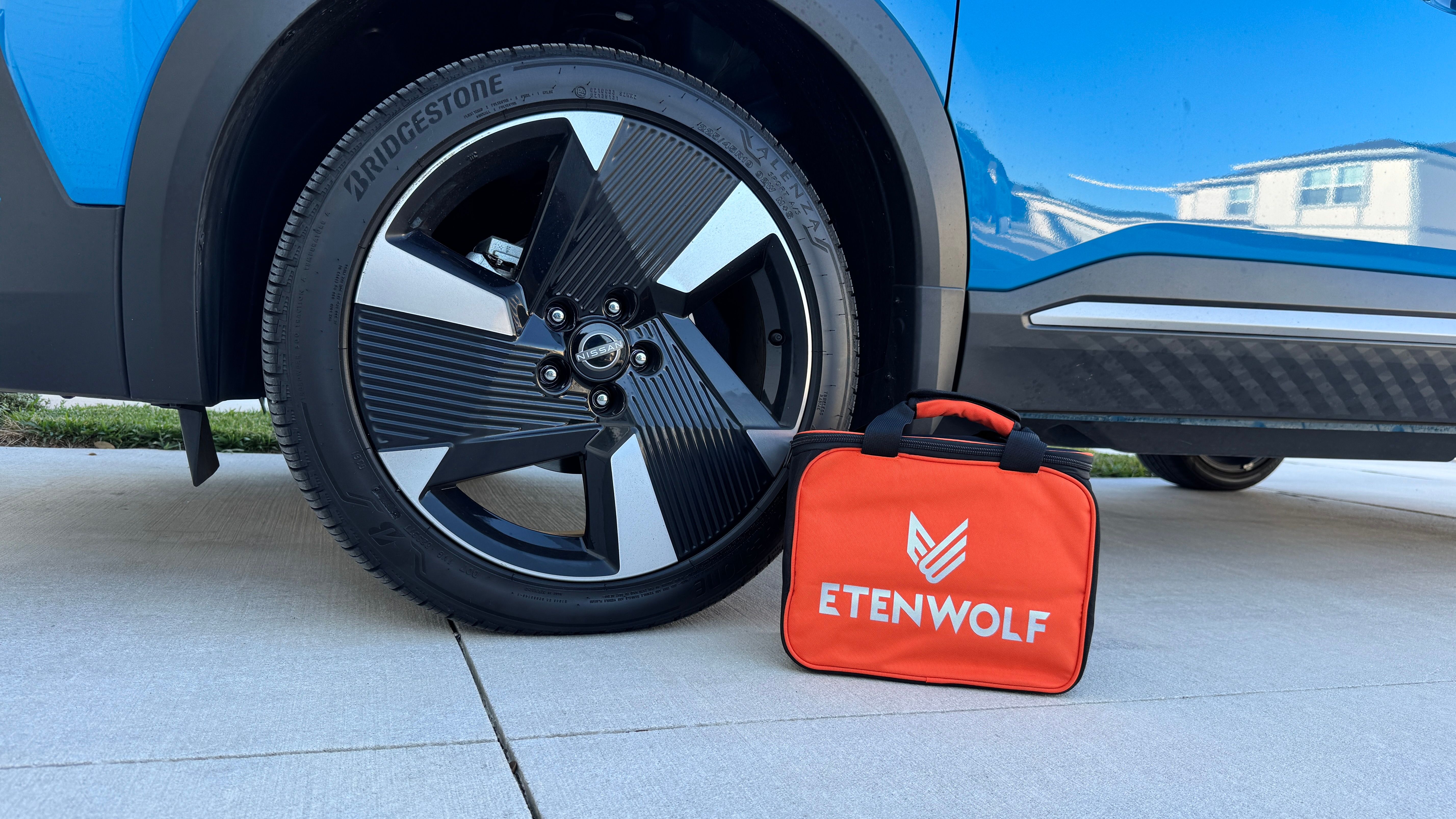The ETENWOLF Vortex S6 Heavy Duty Tire Inflator Is A Great Holiday Gift ...