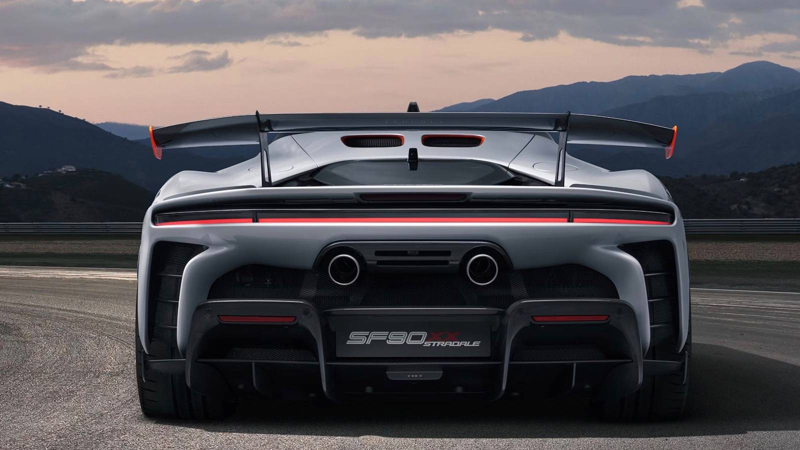 1,000-Horsepower Cars: 15 Insane Cars That Make At Least 1,000 HP