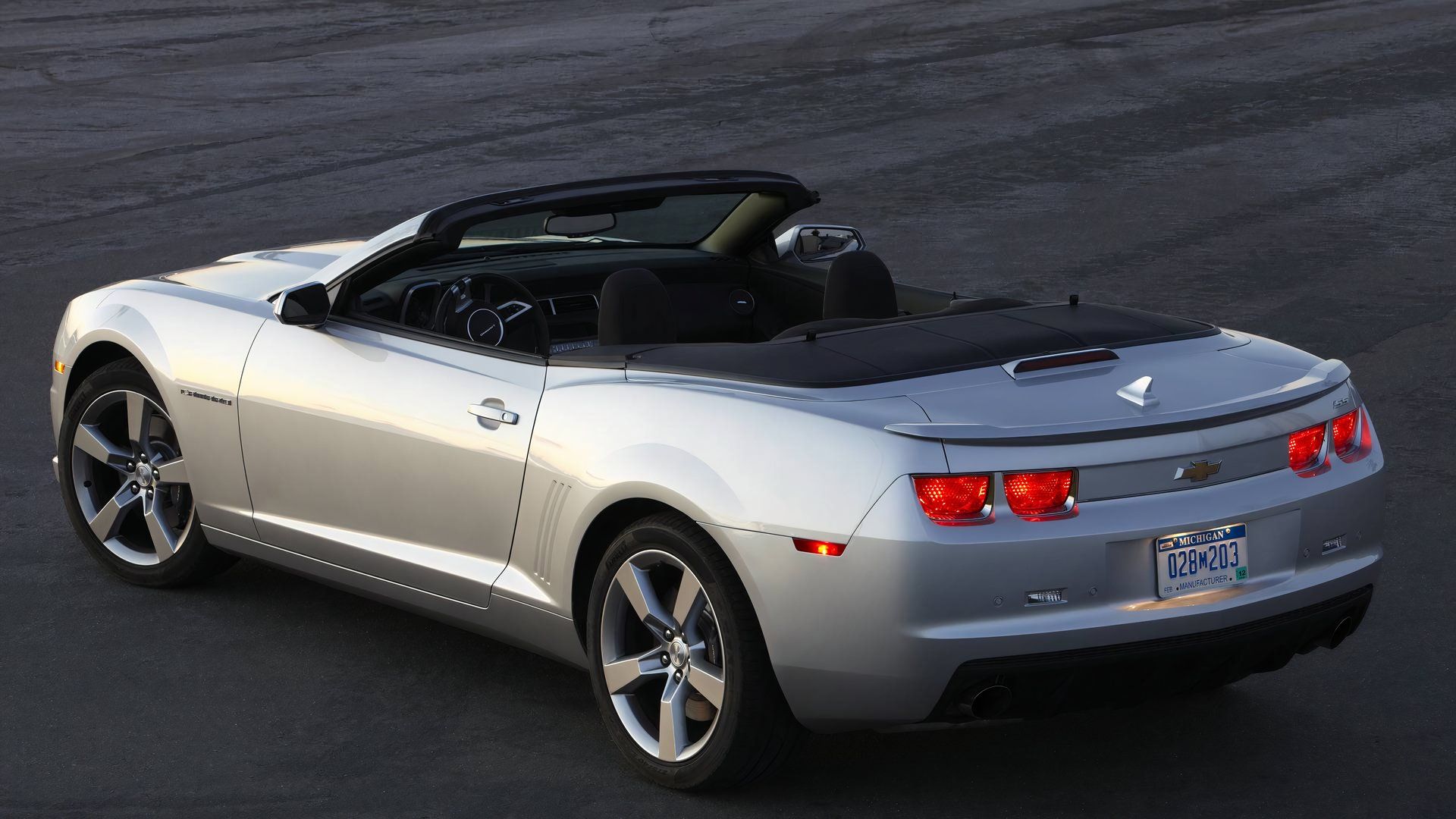 2012 Chevrolet Camaro Coupe Pricing, Photos & Specs