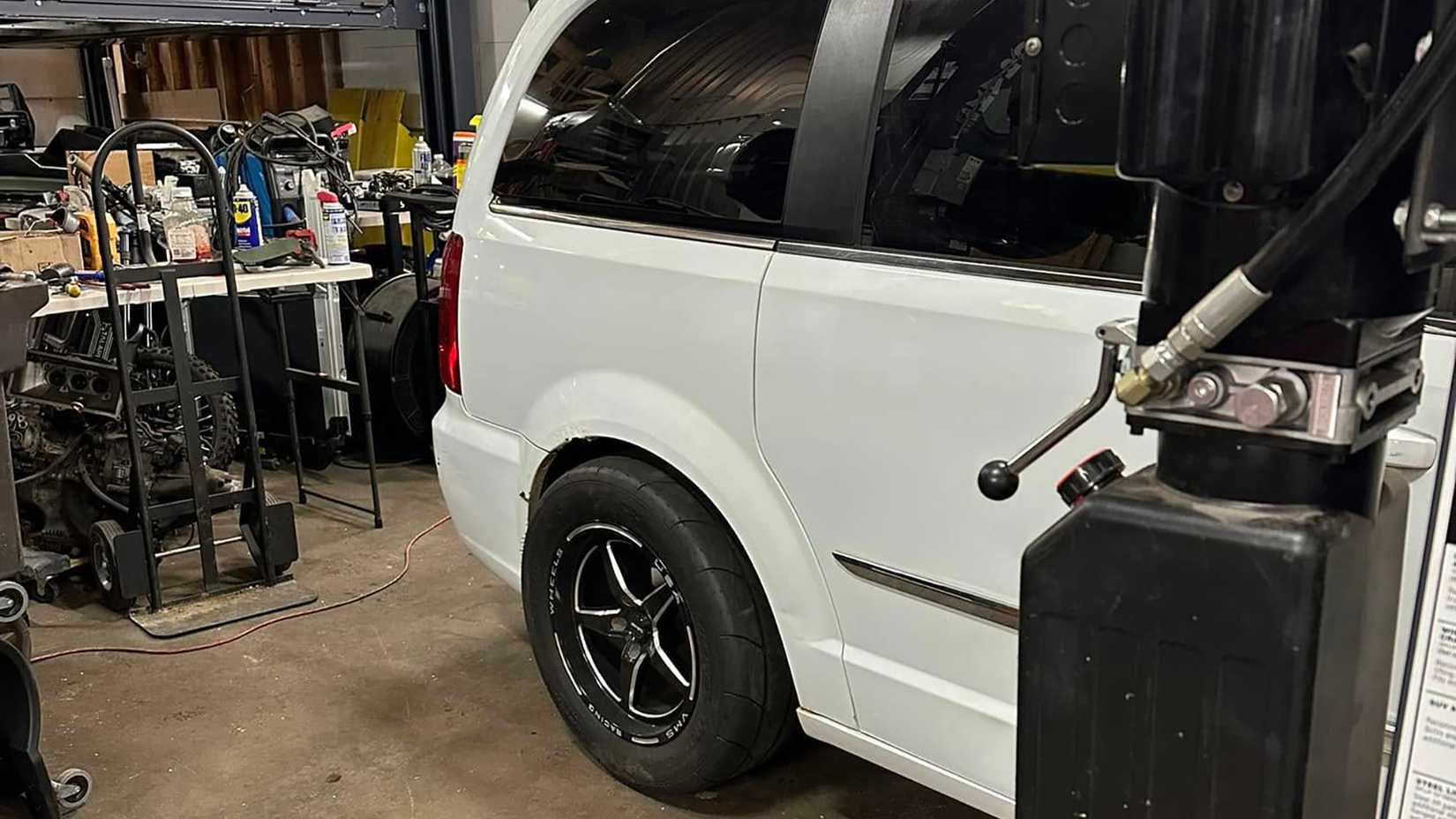 Finally, A Real Hellcat Minivan Has Been Created
