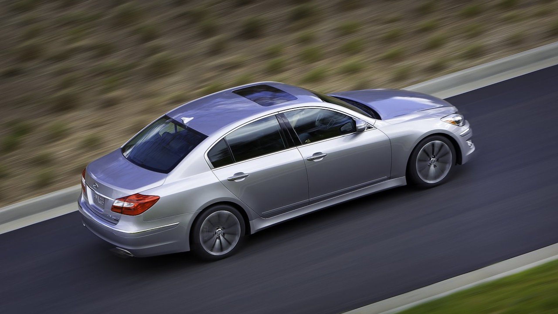 2012 Hyundai Genesis Pricing, Photos & Specs