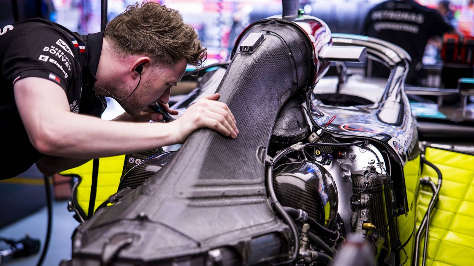 The Difference Between An F1 Engine And A Road Car V6