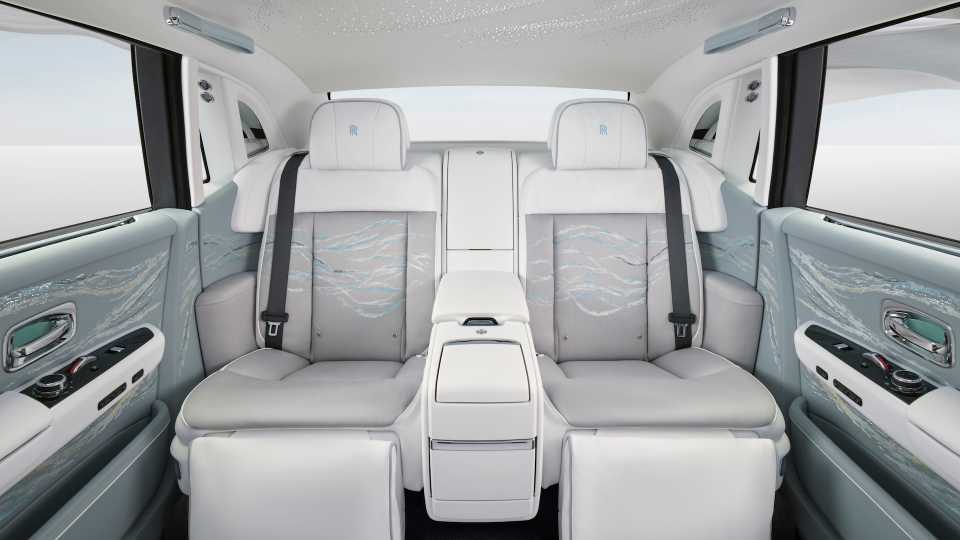 2024 Rolls-Royce Phantom Pricing, Photos & Specs