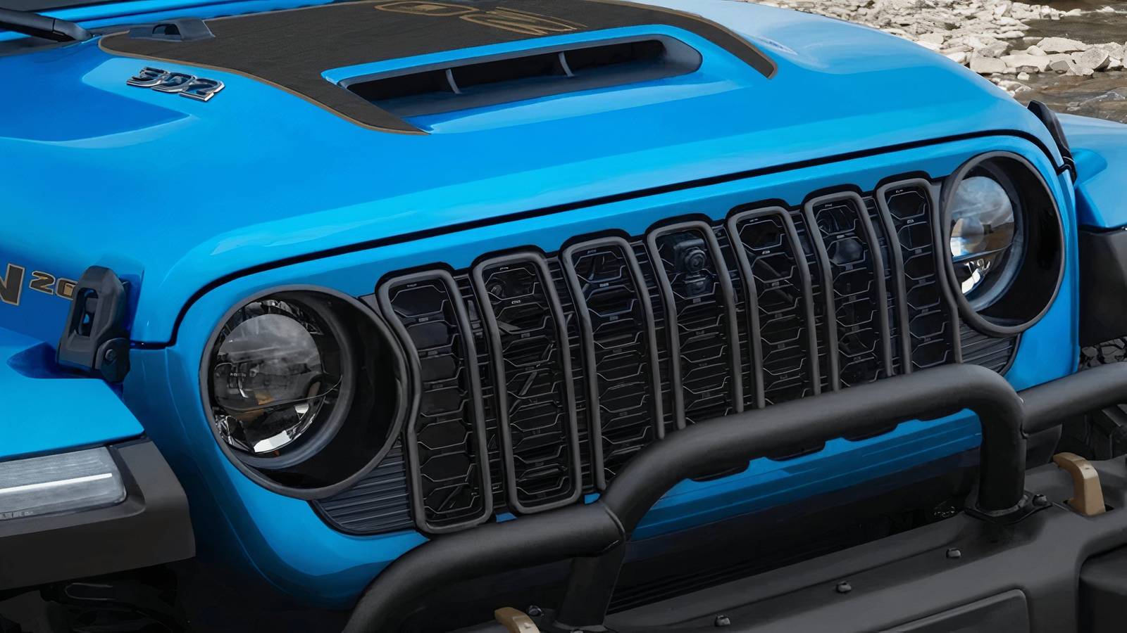 Over 1 Million Jeep Wranglers And Gladiators At Risk of Fire, Owners ...