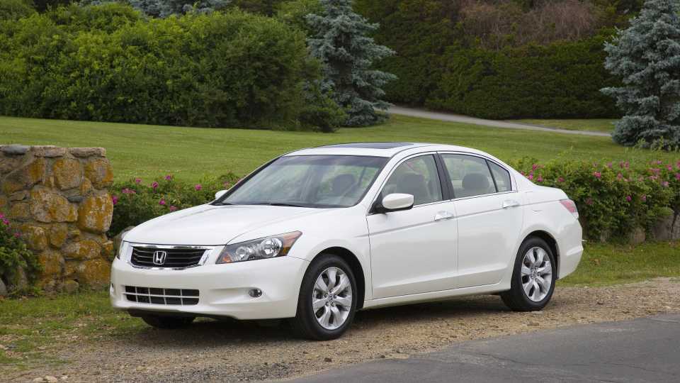 2009 Honda Accord Sedan - Overview Pricing, Photos & Specs