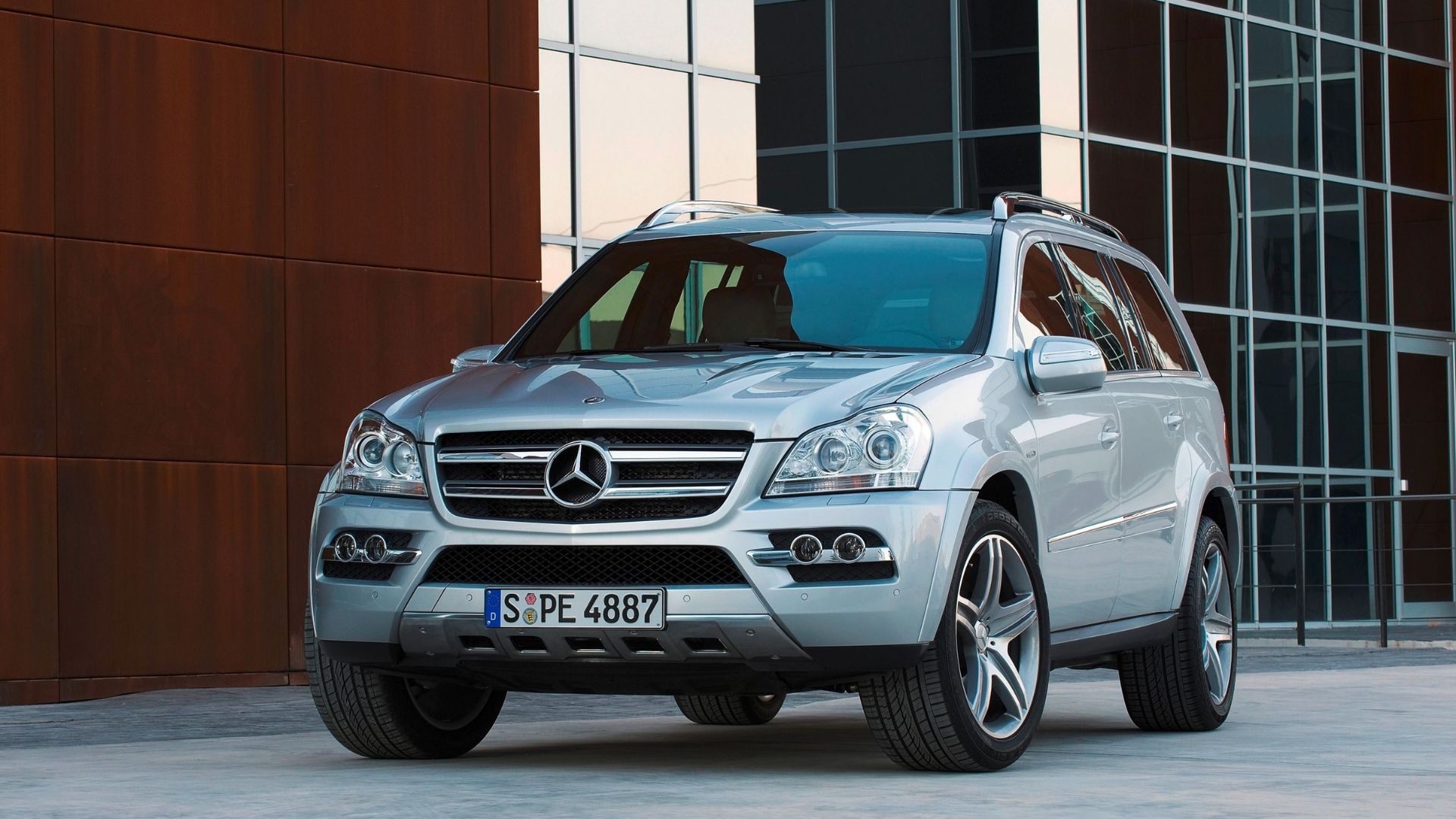 2009 Mercedes-Benz GL-Class - Review | CarBuzz
