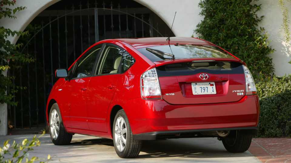 2008 Toyota Prius Pricing, Photos & Specs