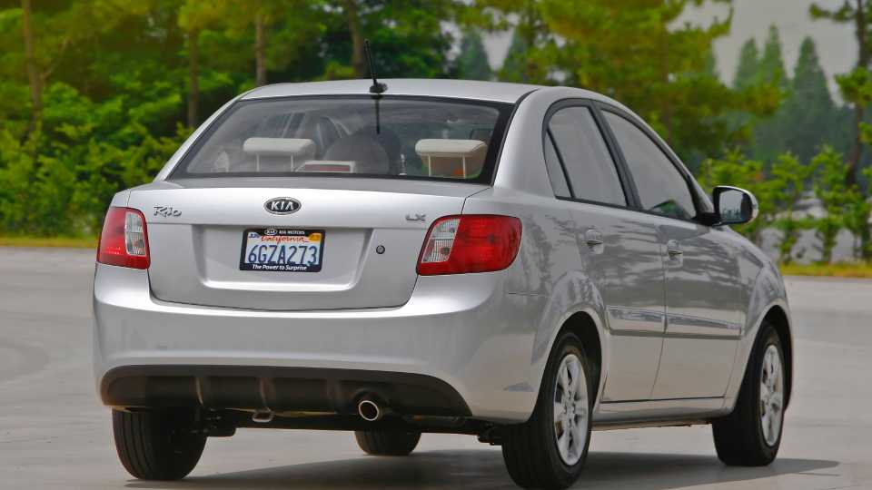 2010 Kia Rio Pricing, Photos & Specs