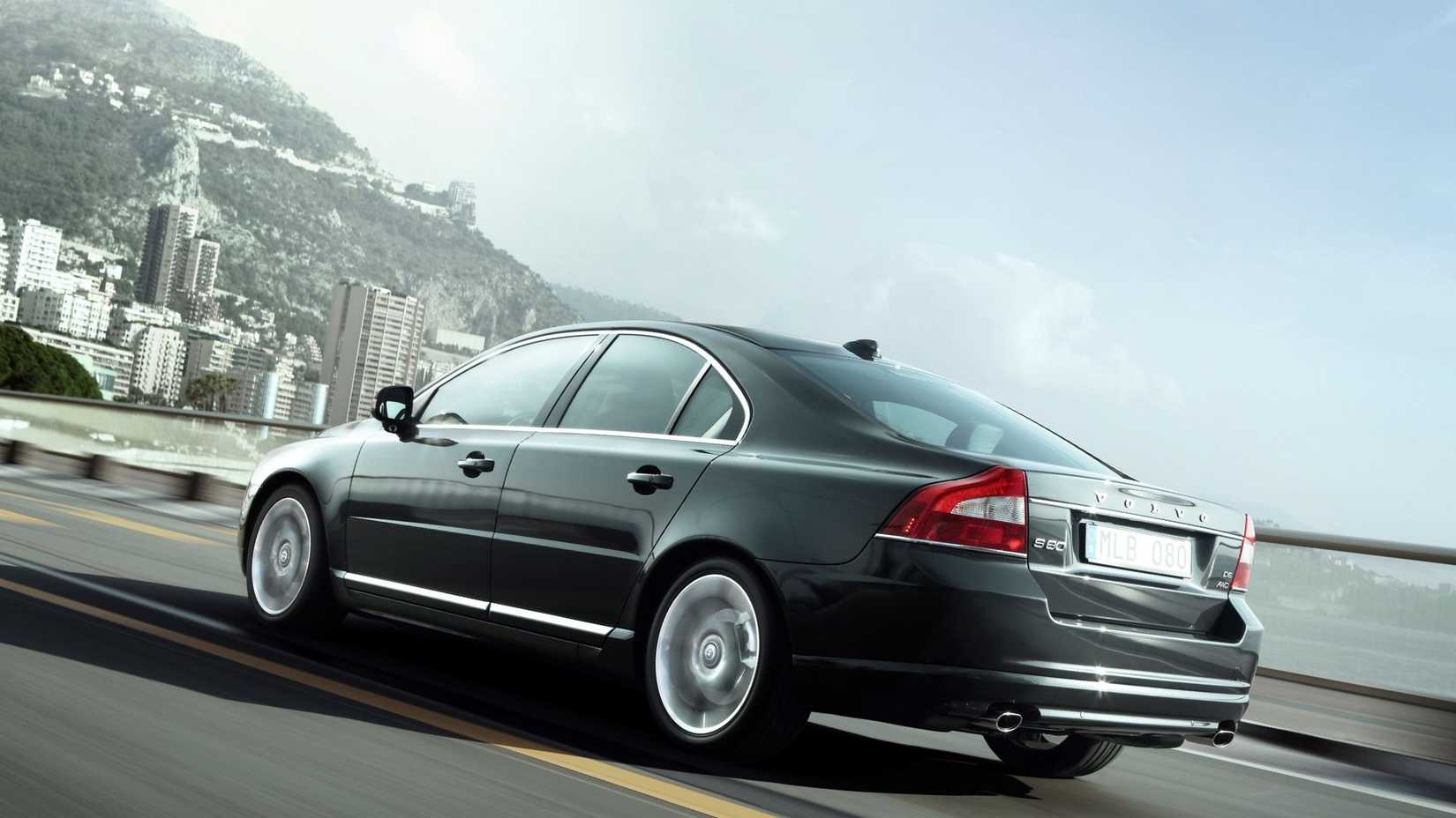 Here's What The V8-Powered Volvo S80 Costs You In 2025