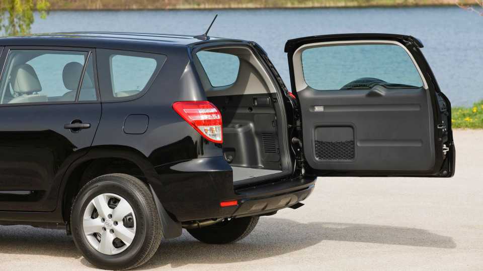2009 Toyota RAV4 Pricing, Photos & Specs