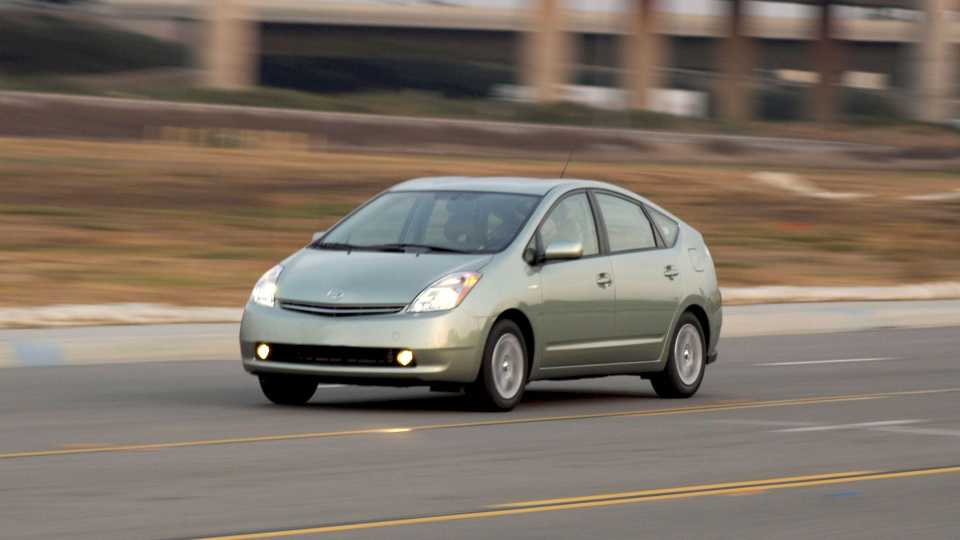 2008 Toyota Prius Pricing, Photos & Specs