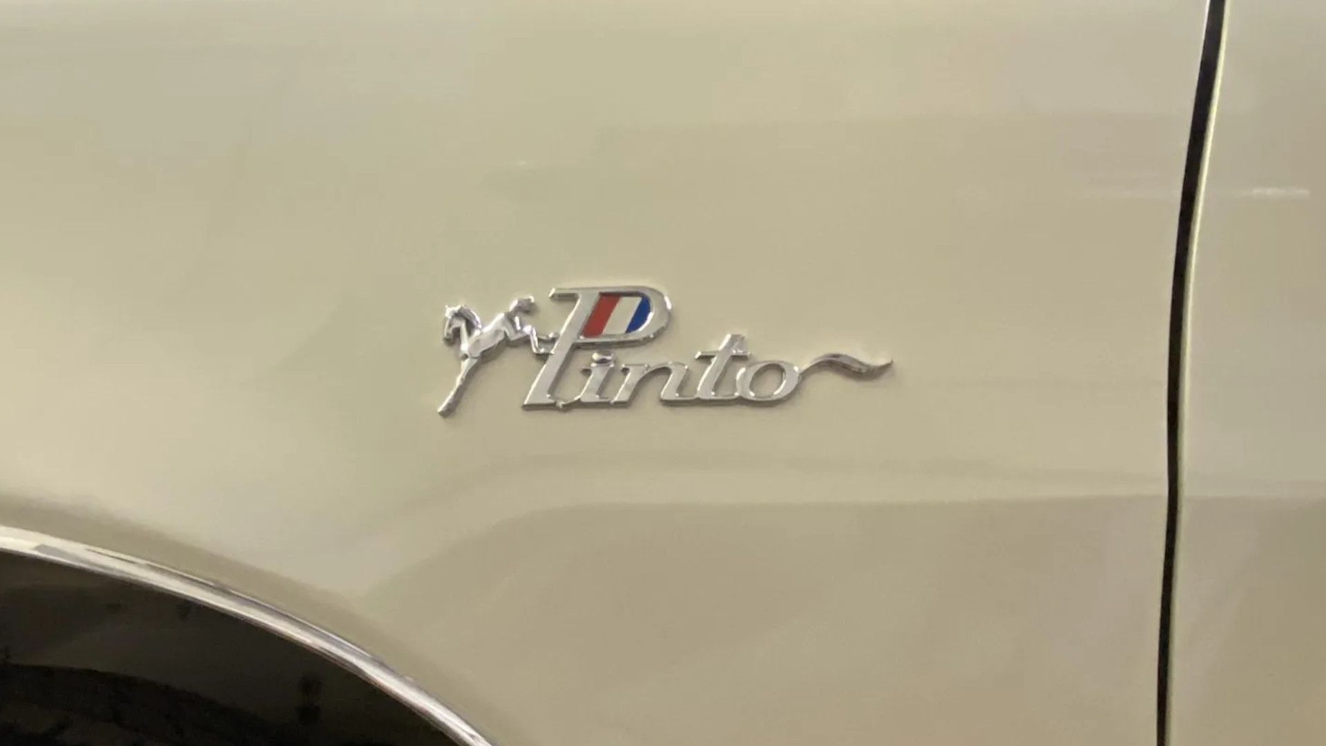 Ford Pinto Logo