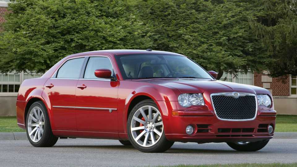 2009 Chrysler 300 SRT8 Pricing, Photos & Specs