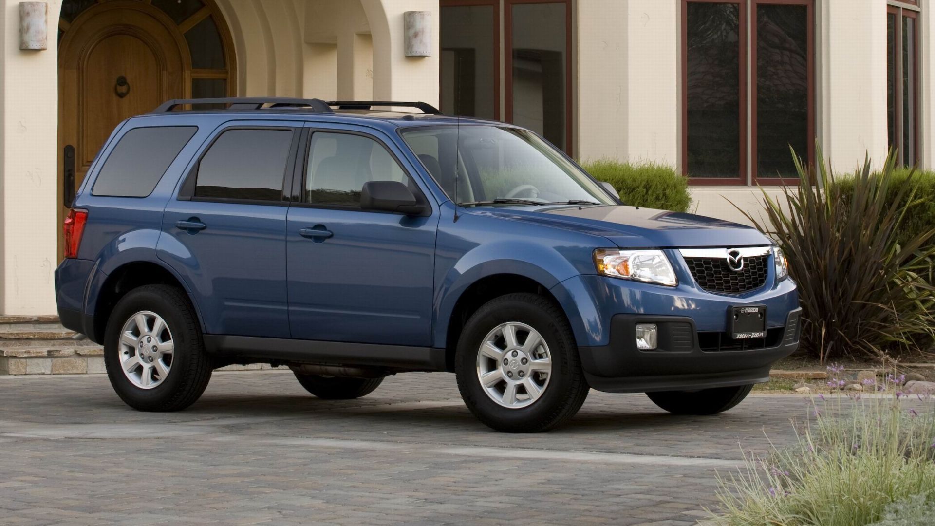 2011 Mazda Tribute Pricing, Photos & Specs