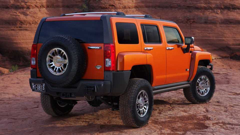 2010 Hummer H3 Pricing, Photos & Specs