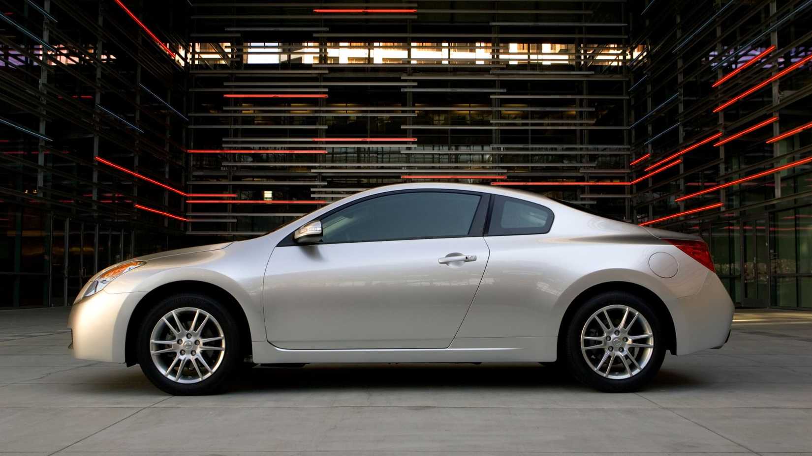 This Often Overlooked Nissan Makes For A Perfectly Dependable And ...